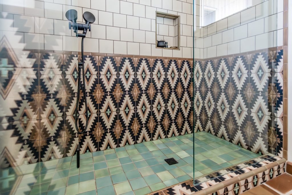 Madras 1 – Kibak Tile